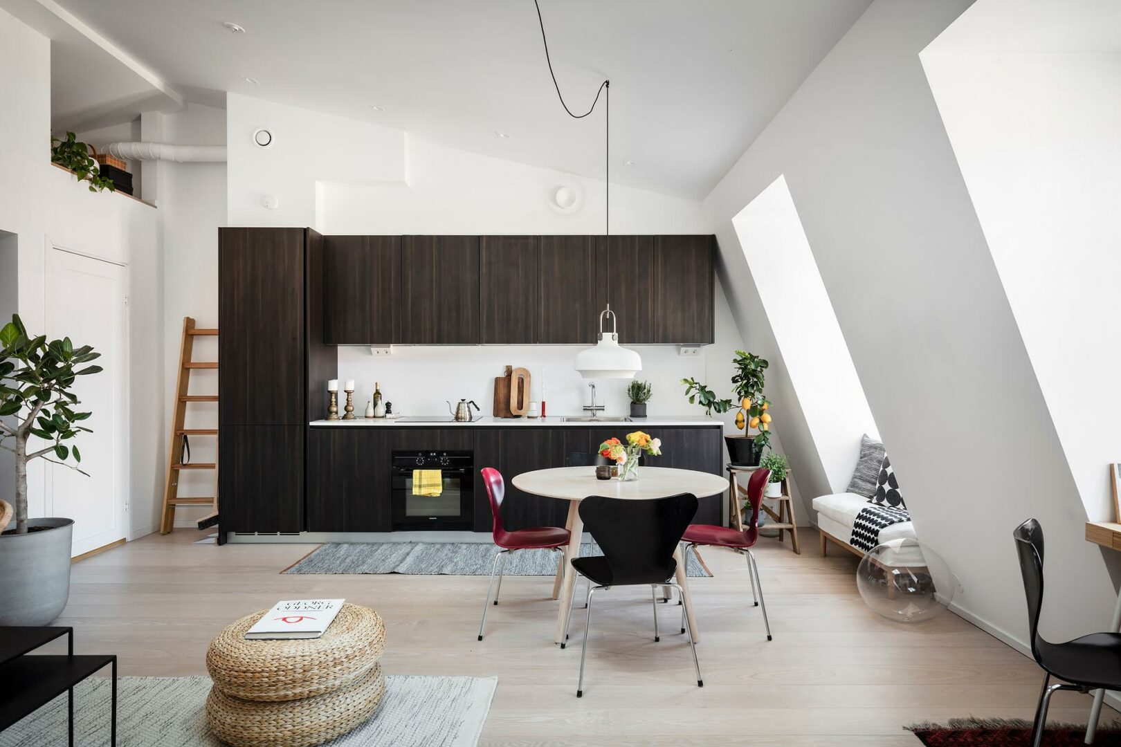 Bostadsrätter, villor & radhus till salu | Alvhem