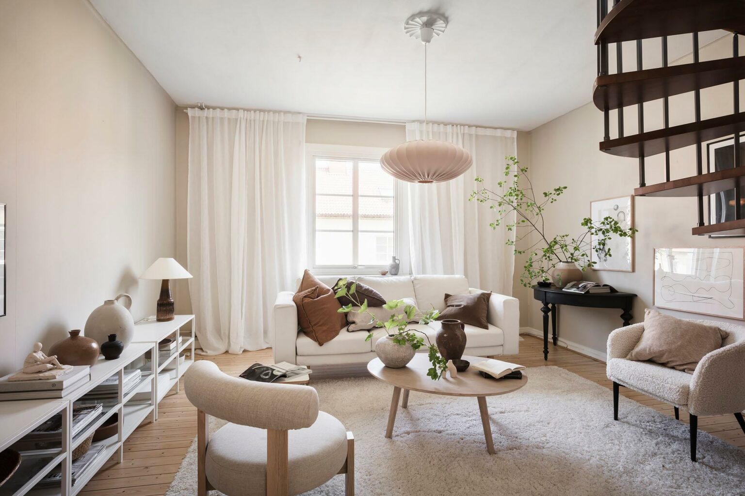 Bostadsrätter, villor & radhus till salu | Alvhem