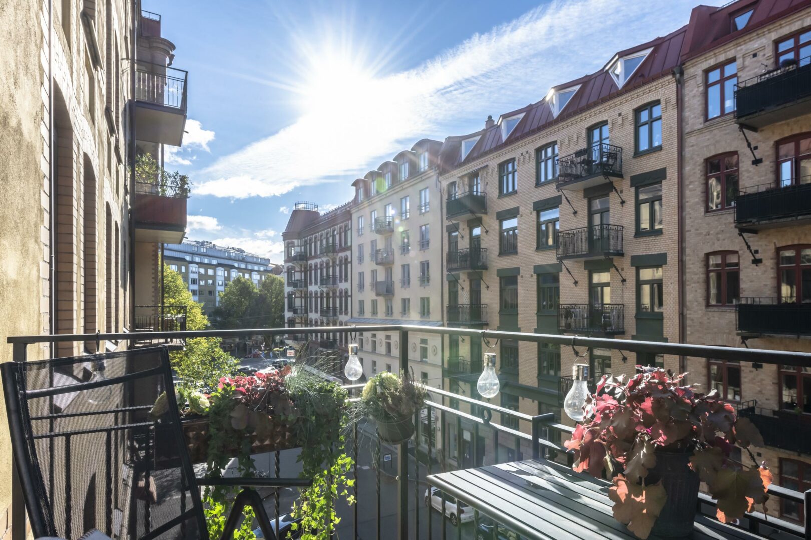 Bostadsrätter, villor & radhus till salu | Alvhem